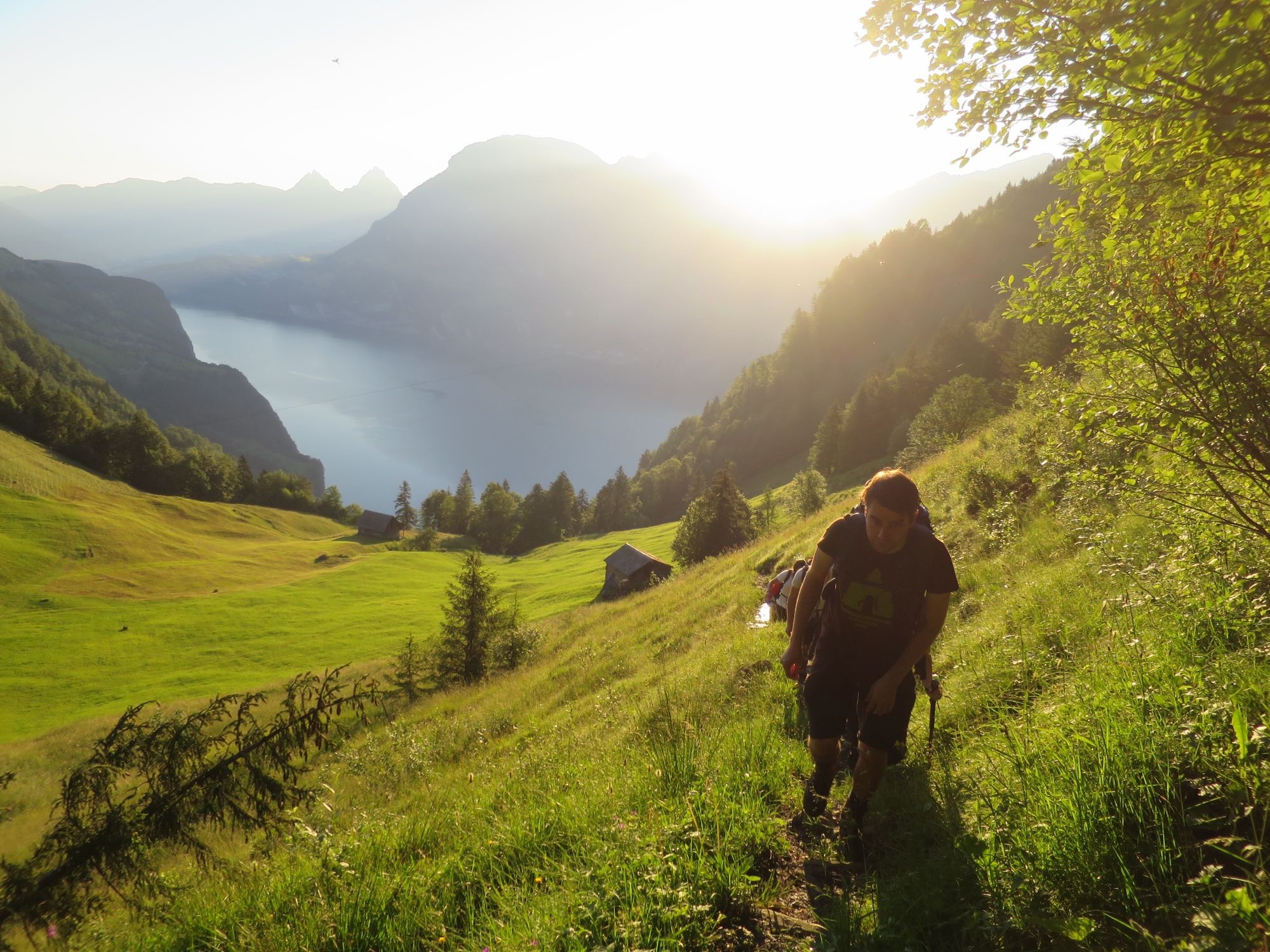 Urnersee • Urner Wanderwege